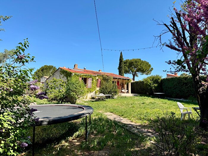 Maison 4 pièces à La Tour-d'Aigues, à vendre