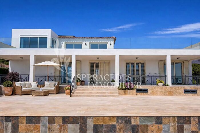 Maison à vendre - Cabris - 5 pièces - 3 chambres