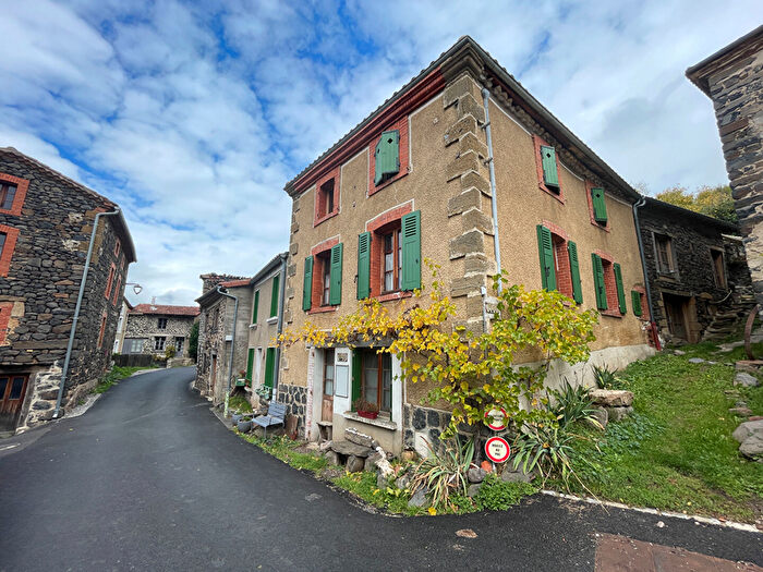 Maison à vendre - Pébrac - 10 pièces - 5 chambres