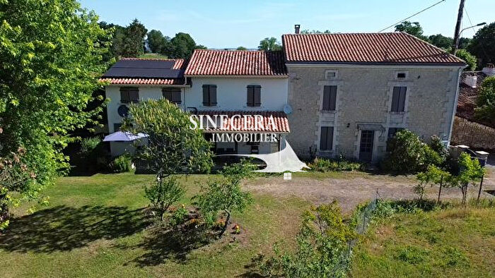 Maison 9 pièces à Saint-Privat-des-Prés, à vendre