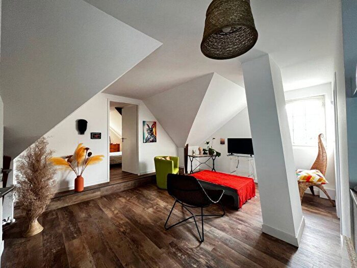 Appartement 1 pièce à louer à Côte-Azalés-Beausoleil, La Chapelle-sur-Erdre