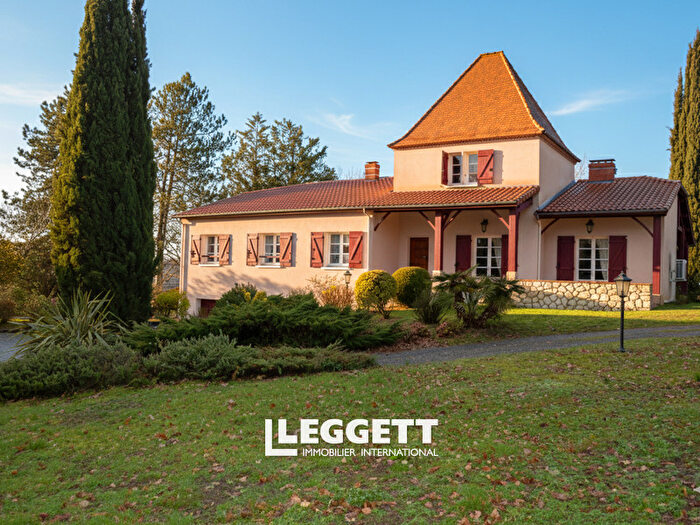 Maison à vendre - Agen, Les Pins, Henri Barbusse - 8 pièces - 5 chambres