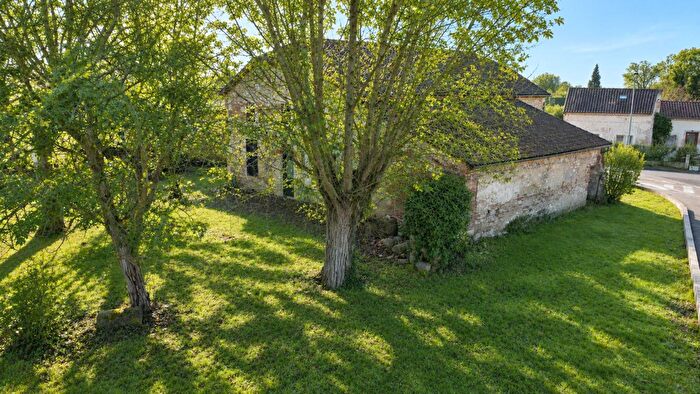 Maison 6 pièces à vendre - Boé