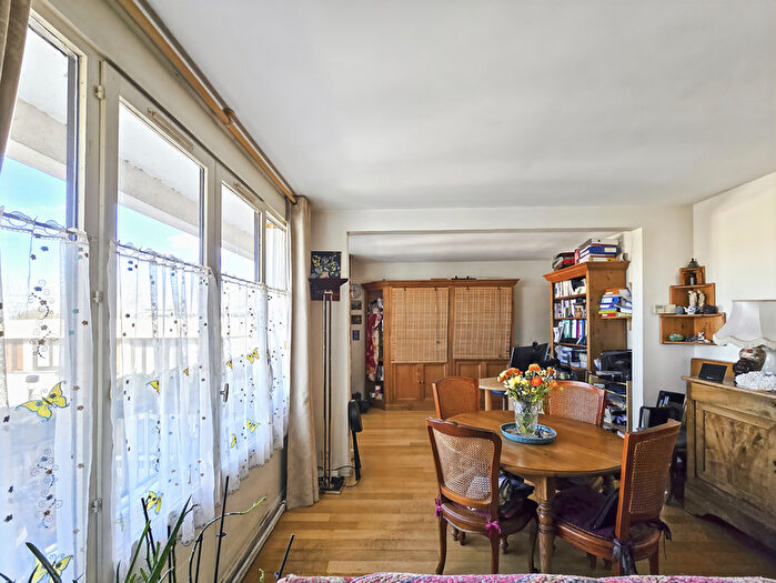 Appartement à vendre - Fontenay-le-Fleury, Vieux village - 4 pièces - 2 chambres