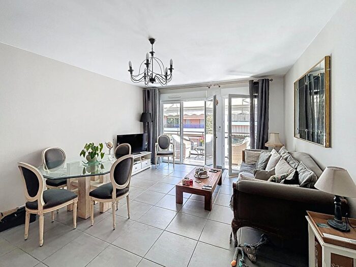 Appartement à vendre - Le Cannet, Bas Cannet - 3 pièces - 2 chambres