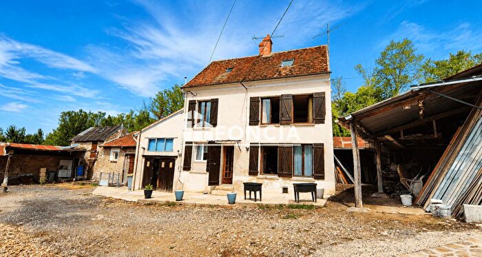 Nanteuil-Notre-Dame : Maison 3 pièces à vendre