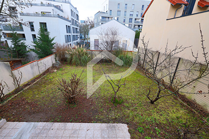 Maison à louer - Nanterre, Plateau - 7 pièces - 4 chambres