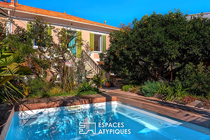 Maison à vendre - Hyères, Centre-ville - 7 pièces - 4 chambres