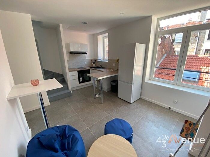 Saint-Étienne, Centre-ville, Peuple, Chavanelle : Appartement 4 pièces à louer