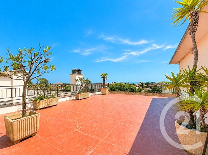 Cagnes-sur-Mer, Les Bréguières - Appartement 3 pièces à vendre
