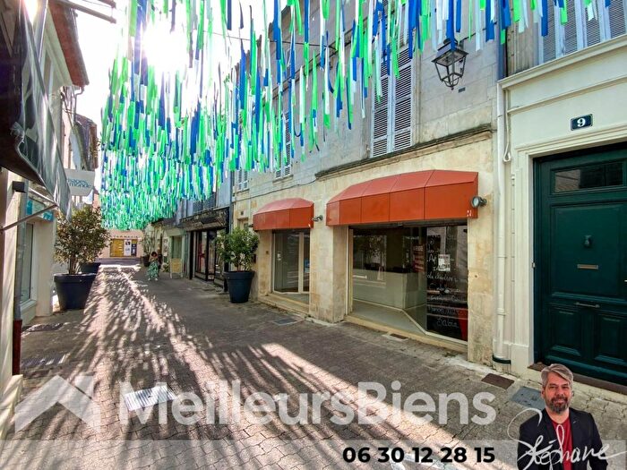 Jonzac - Maison 7 pièces à vendre