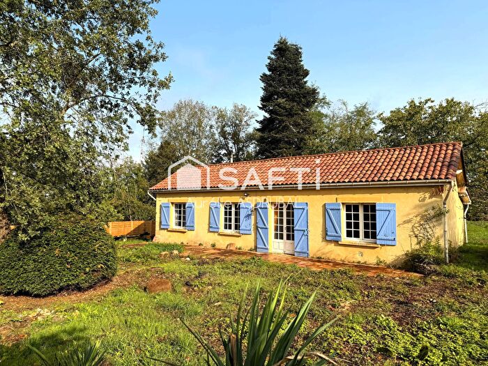 Maison à vendre - Siorac-en-Périgord - 4 pièces - 3 chambres