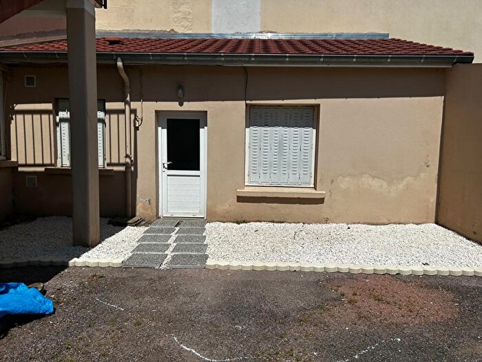 Appartement 1 pièce à Montceau-les-Mines, à louer