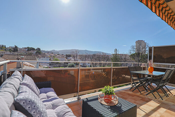 Appartement à vendre - Marseille e , La Fourragère - 3 pièces - 2 chambres