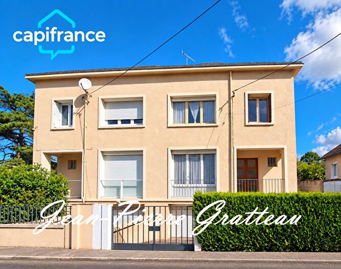 Maison 4 pièces à Châtellerault, Centre-ville, à vendre