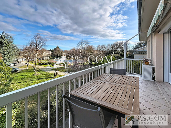 Appartement à vendre - Guilherand-Granges - 5 pièces - 3 chambres