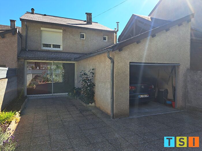 Maisons à vendre et appartements à louer - 1