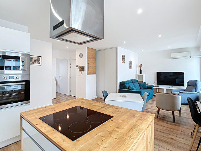 Chambéry, Centre-ville - Appartement 3 pièces à vendre