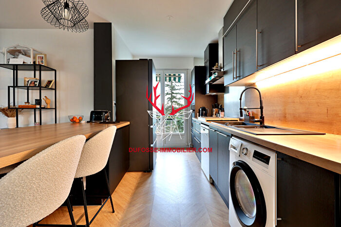 Appartement à vendre - Charbonnières-les-Bains - 4 pièces - 3 chambres