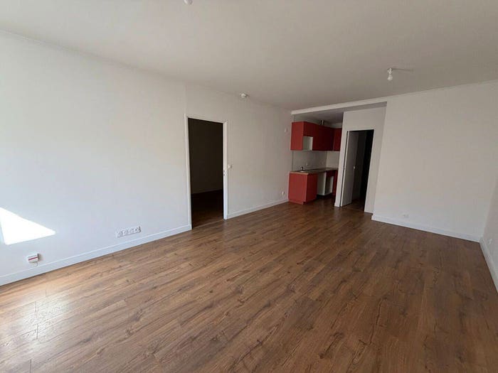 Beaucaire, Nîmes : Appartement 3 pièces à louer