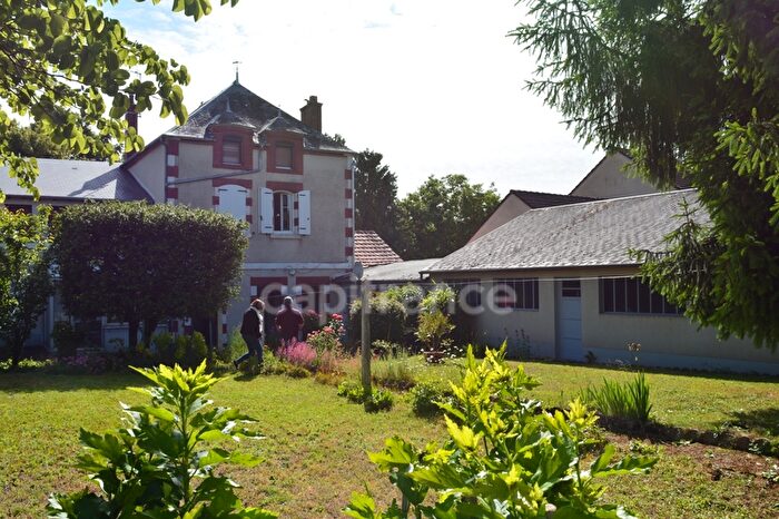 Maison à vendre - Sancergues - 7 pièces - 5 chambres