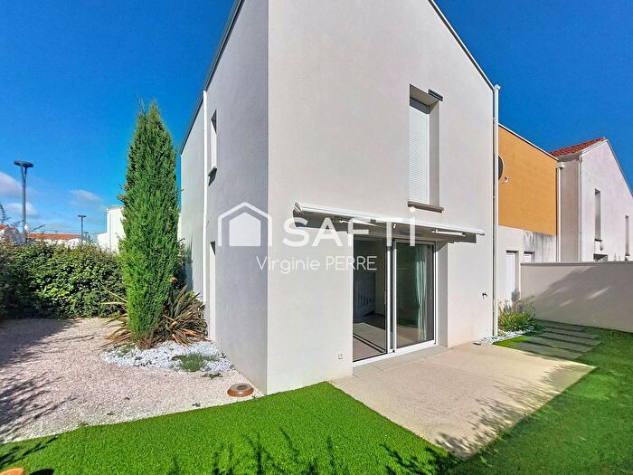 Maison 4 pièces à Royan, Pontaillac, à vendre