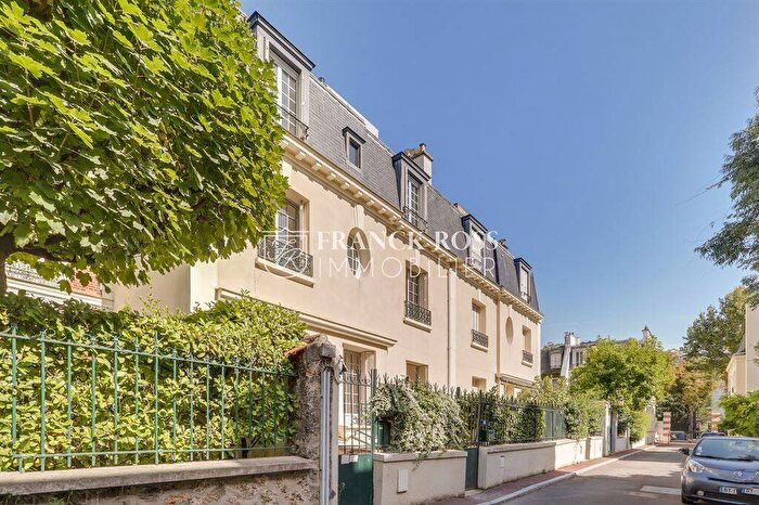 Maison 6 pièces à louer - Muette Sud, Paris 16ème arrondissement
