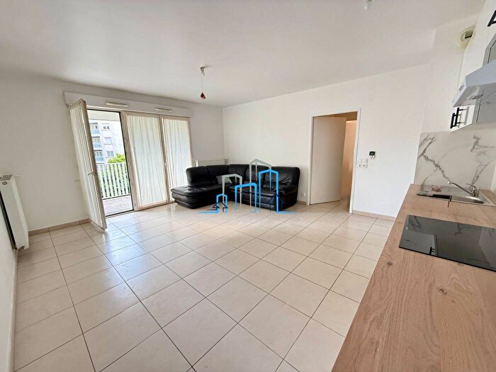 Appartement 3 pièces à louer à Plaine Marcreux Pressensé, Aubervilliers