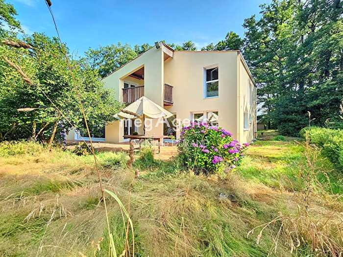 Maison 6 pièces à vendre à Argenton-les-Vallées