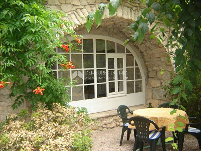 Appartement à louer - Corconne - 2 pièces - 1 chambre