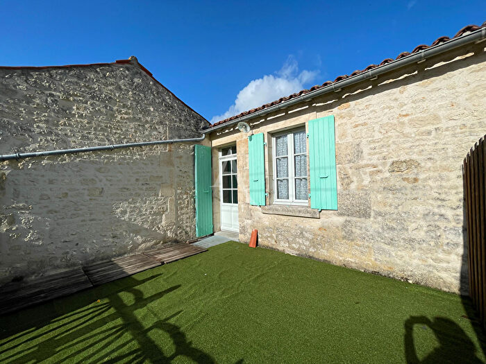 Appartement 1 pièce à louer à Fontenay-le-Comte, Chamiraud, Grissais, Le Gros Noyer