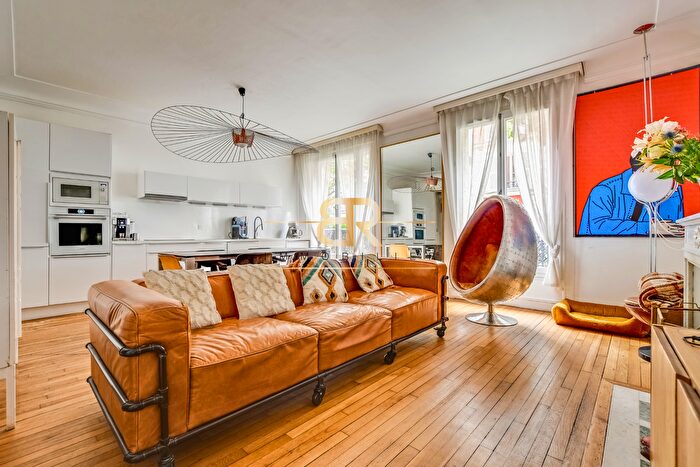 Saint-Mandé, Notre Dame, Saint-Michel de Picpus : Appartement 4 pièces à vendre