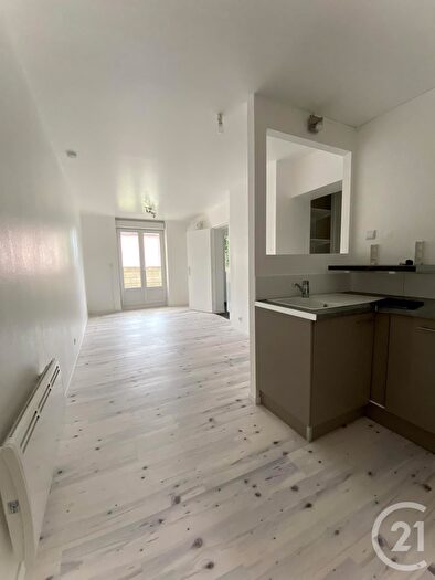 Appartement à louer - Montbéliard, Faubourg, Mont-Chevis, Chiffogne, Citadelle - 2 pièces - 1 chambre