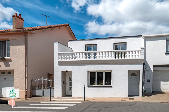 Maison 4 pièces à vendre à Saint-Étienne-de-Mer-Morte