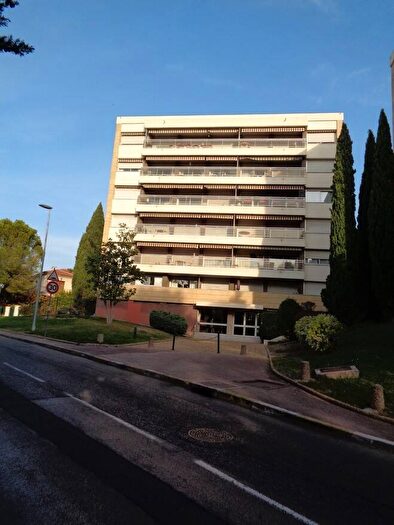 Appartement à louer - Les Platanes, Aix-en-Provence - 1 pièce