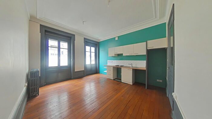 Appartement à louer - Saint-Étienne, Tardy, Colline des Pères, Bizillon - 4 pièces - 3 chambres