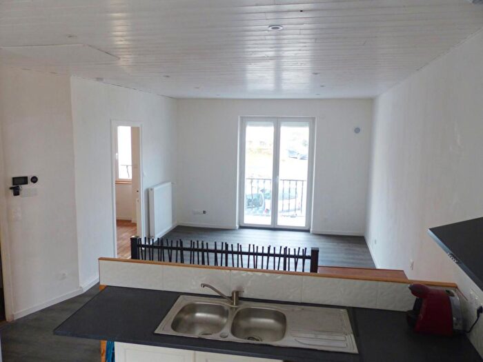 Maison 4 pièces à louer - Laussonne