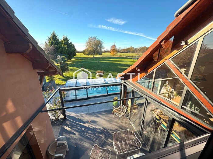 Maison à vendre - Louhans - 5 pièces - 3 chambres