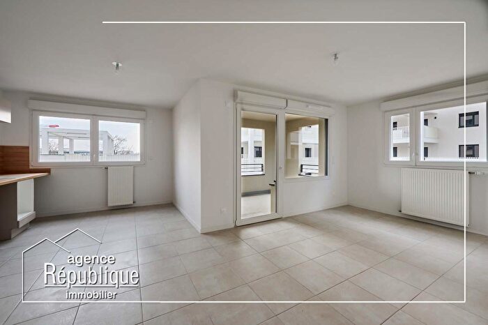 Appartement à louer - Dijon, Bourroches - 3 pièces - 2 chambres