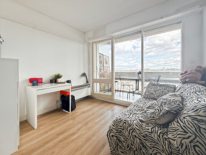 Quartiers Ouest, Bourg l'Evesque - Appartement 1 pièce à louer