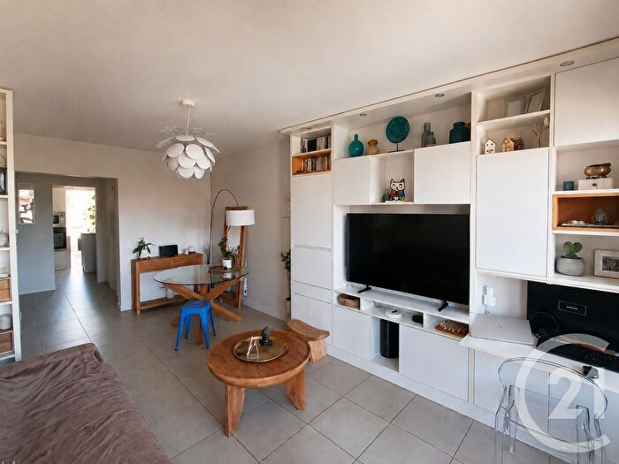 Bourg-en-Bresse, Centre, Brou, Baudières : Appartement 3 pièces à vendre