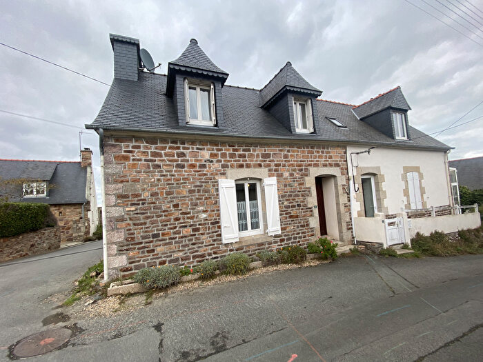 Maison à vendre - Ploubazlanec - 3 pièces - 2 chambres