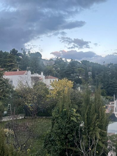 Maison à louer - Nice, Saint-Lambert, Bas-Cimiez - 3 pièces - 2 chambres