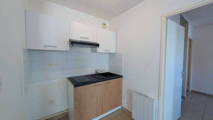 Appartement 2 pièces à Ouest-Centre Ville, Saint-Pierre-du-Mont, à louer