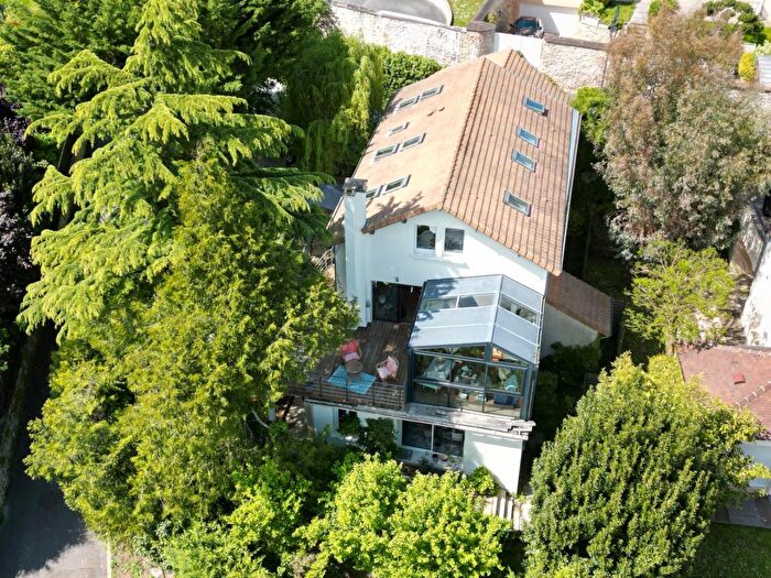 Maison à vendre - Chambourcy - 7 pièces - 5 chambres