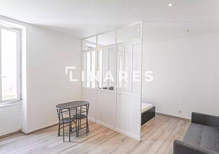 Appartement à louer - Lodi, Marseille ème arrondissement - 1 pièce