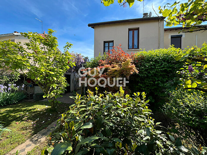 Maison 4 pièces à vendre à Décines-Charpieu, Centre-ville