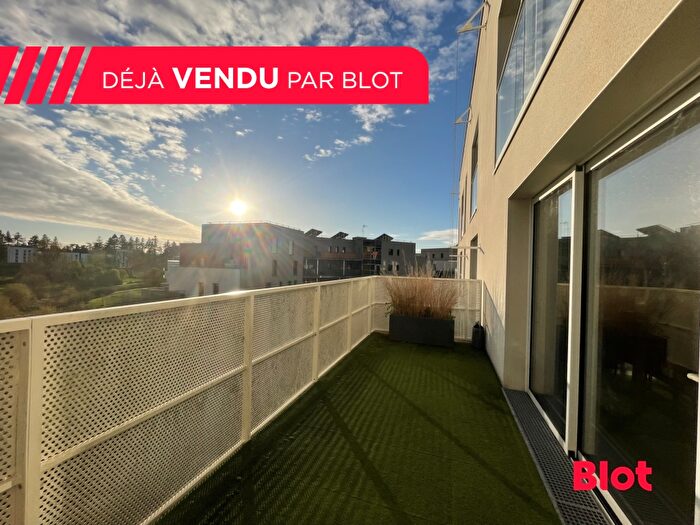 Appartement à vendre - Quartiers Nord-Ouest, Saint-Martin - 4 pièces - 3 chambres