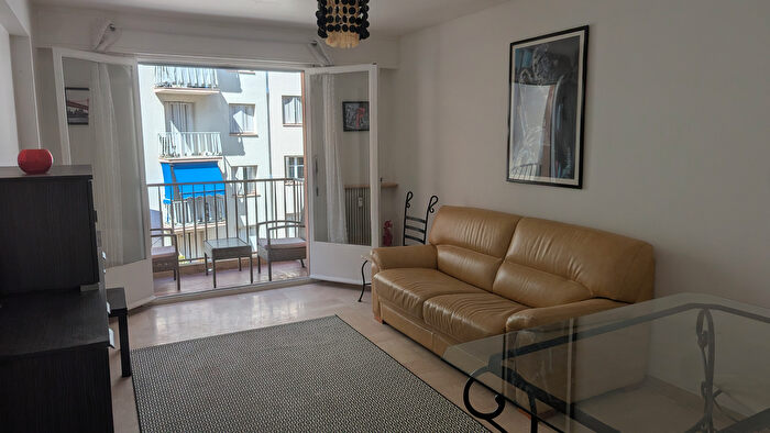 Nice, Saint-Sylvestre : Appartement 2 pièces à louer