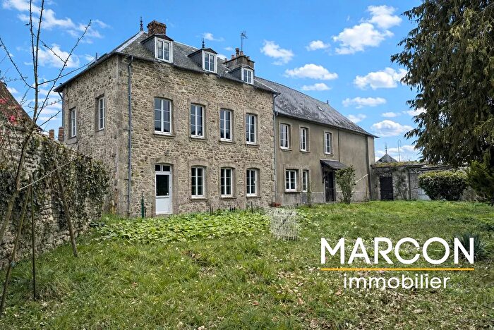 Maison à vendre - La Souterraine - 15 pièces - 9 chambres